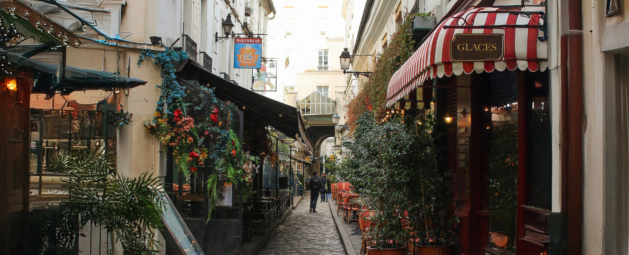 Michino Paris: Discover the Odeon bags, our bucket bags.